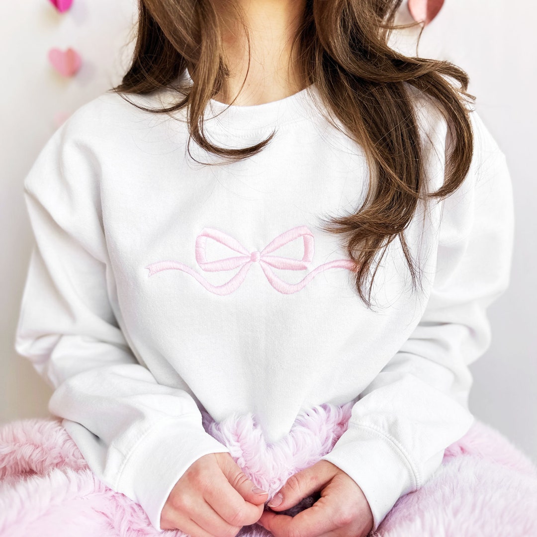 Embroidered Bow Sweatshirt | Valentine's Day Ribbon Gemma Crewneck - Etsy
