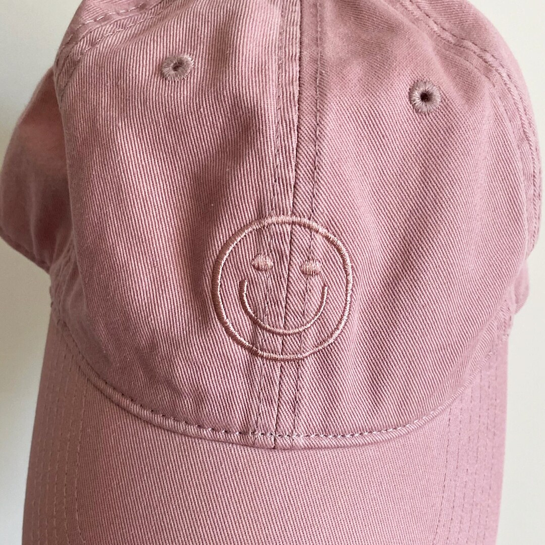 Embroidered Smiley Face Baseball Cap - Trendy and Cute Accessory for ...