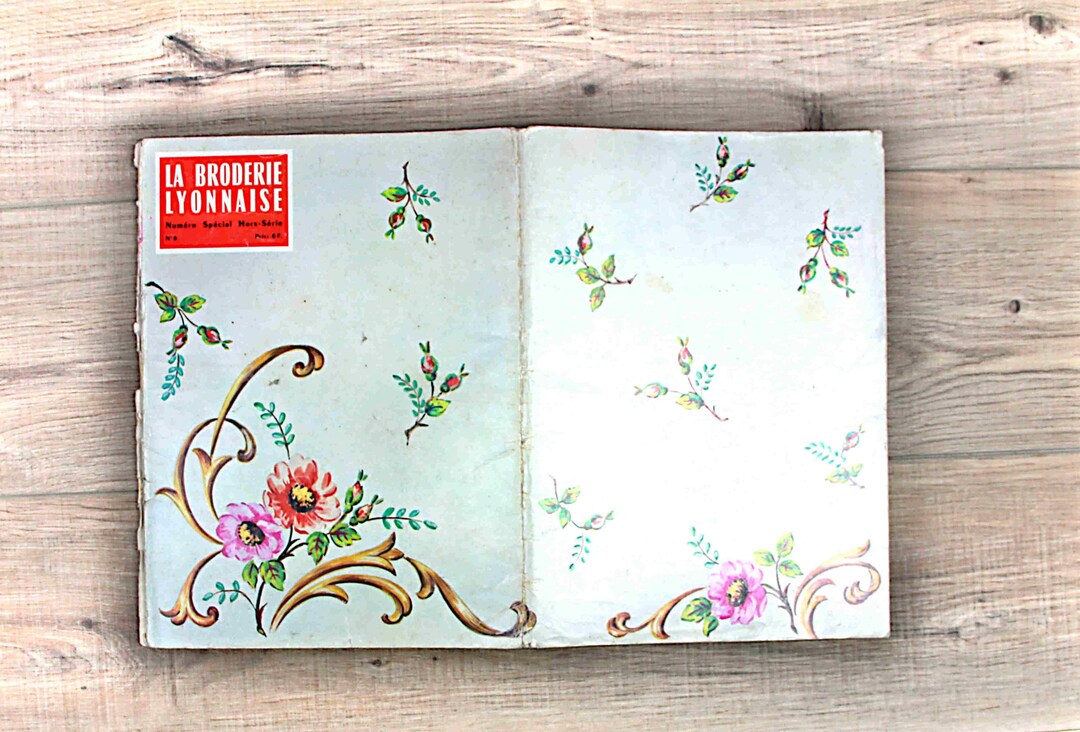 1960s Vintage French Large Embroidery Book, Special Issue for Monograms and Bed Linen From La ...