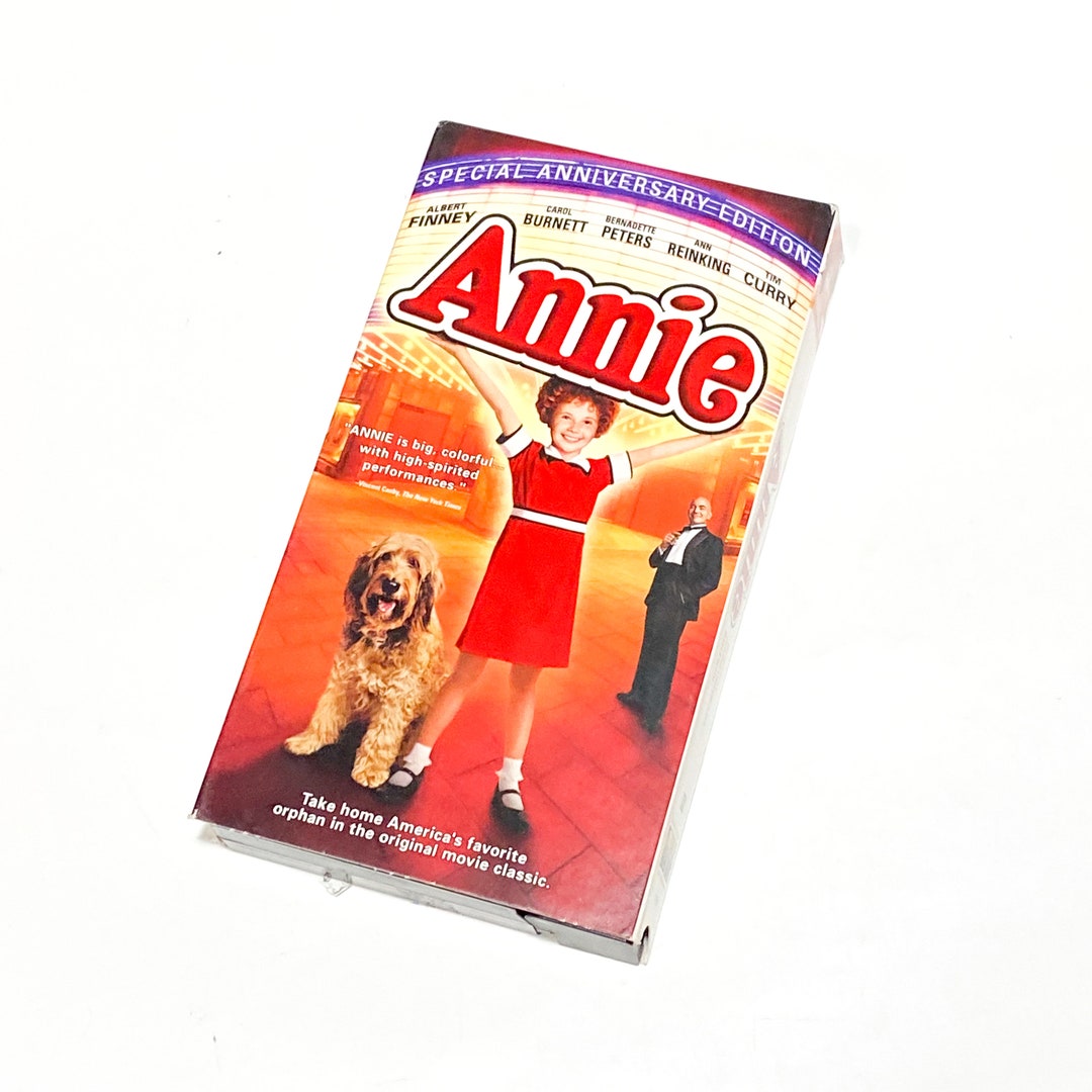 Annie - VHS Movie - VCR Tape - Video Cassette Tape - Cult Classic Film ...