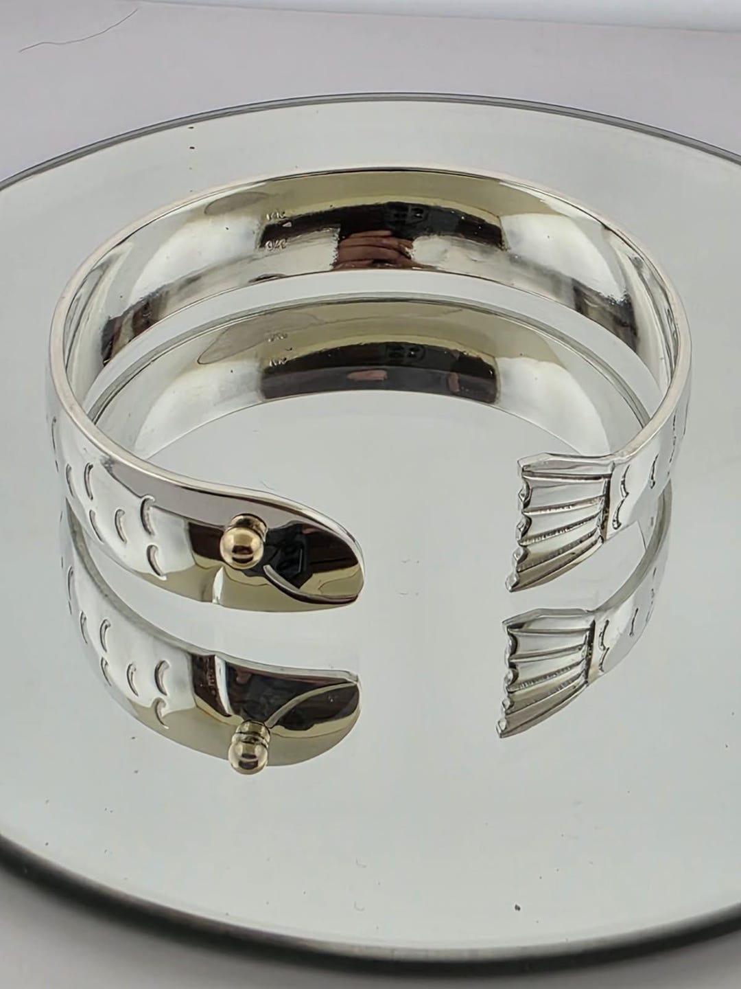 Cape Cod Fish Bracelet - Etsy
