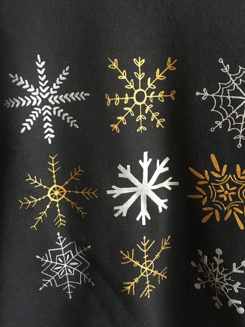 Christmas Sweatshirt Snowflake Sweatshirt Holiday Sweatshirt - Etsy