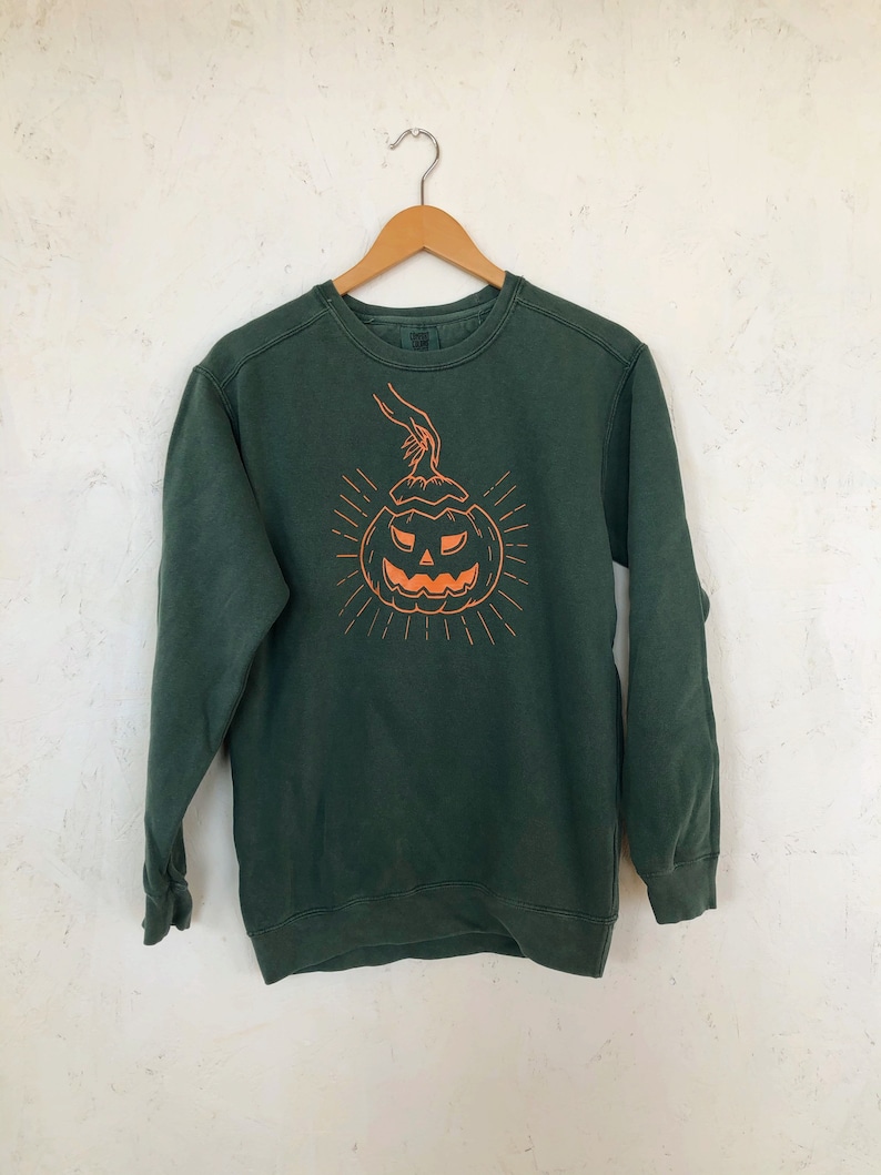 Pumpkin Sweatshirt Halloween Sweatshirt Screenprinted - Etsy
