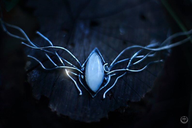 Queen of Moon Elves, Silver Talisman Elven Jewelry Elvish Necklace ...