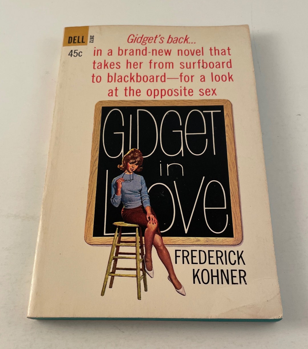 Gidget in Love #6 by Frederick Kohner Vintage 1965 Dell Paperback RARE ...