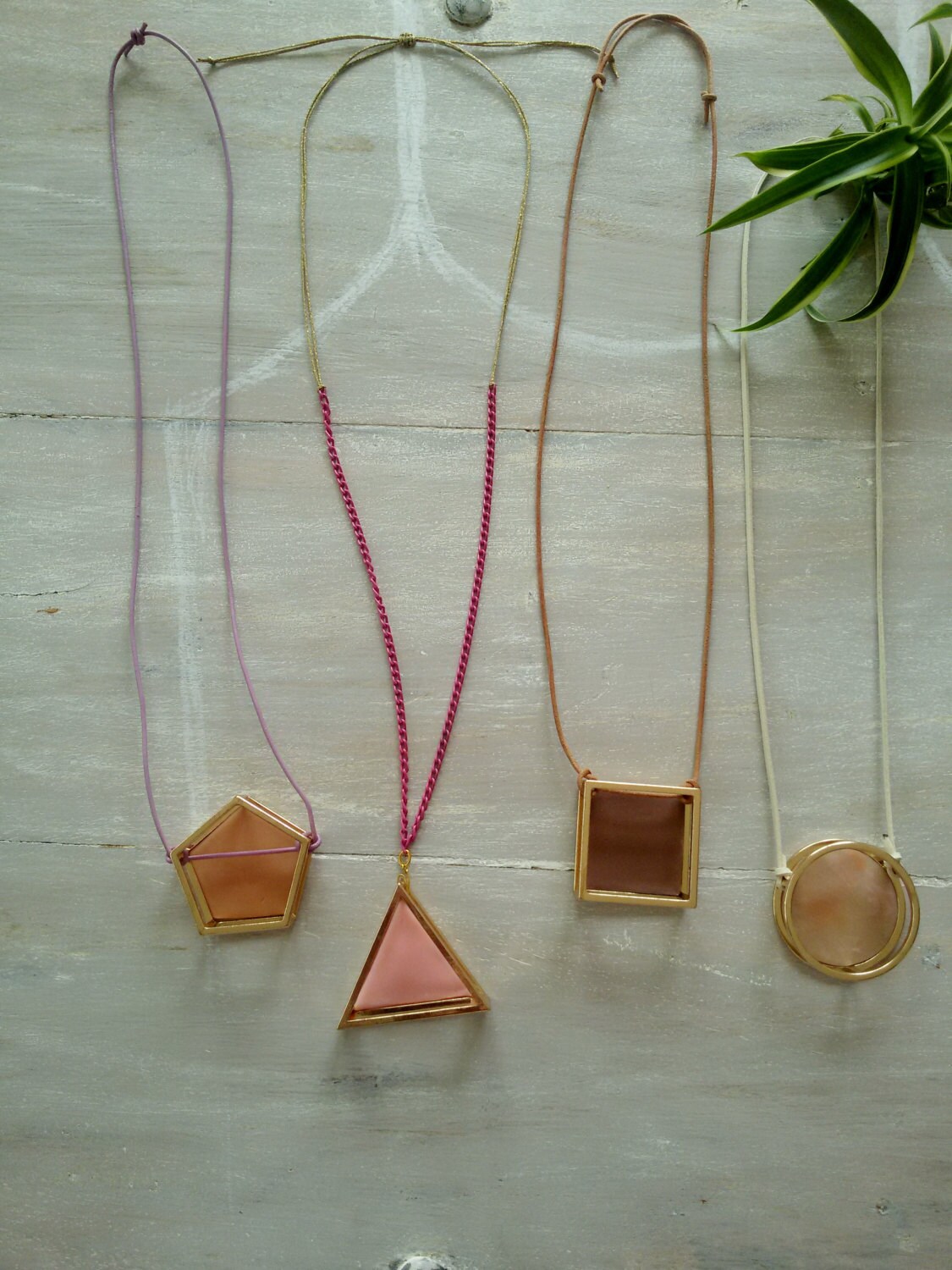 LA GEOMETRIE SERIES // 3D Geometric Shape Pendants With - Etsy
