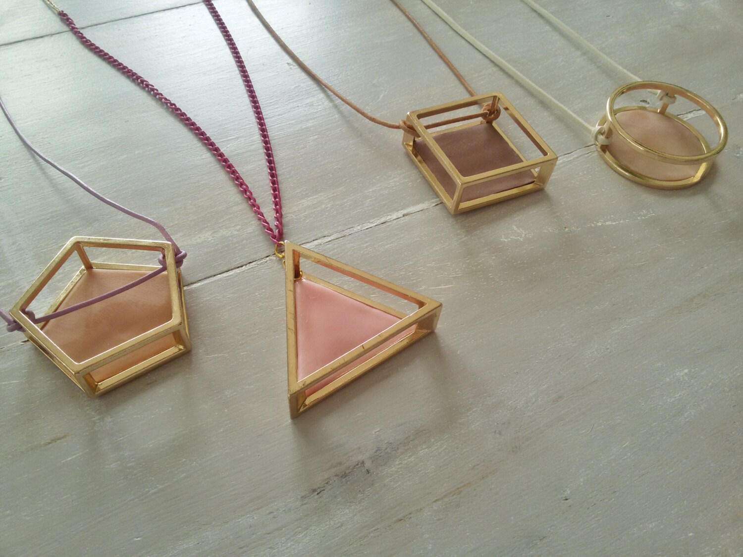 LA GEOMETRIE SERIES // 3D Geometric Shape Pendants With - Etsy