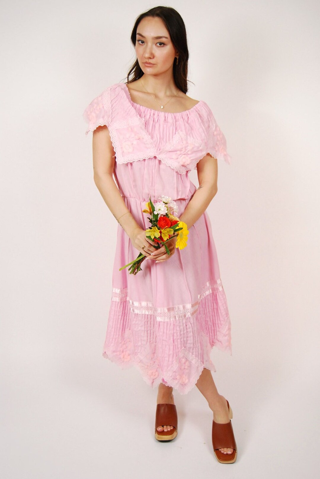 70s Swing Dress M/L Vintage Pink Accordion Pleat Embroidered Medium - Etsy