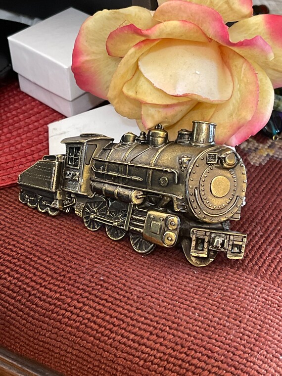 Vintage Brass Color Locomotive Train Belt Buckle Grea… - Gem