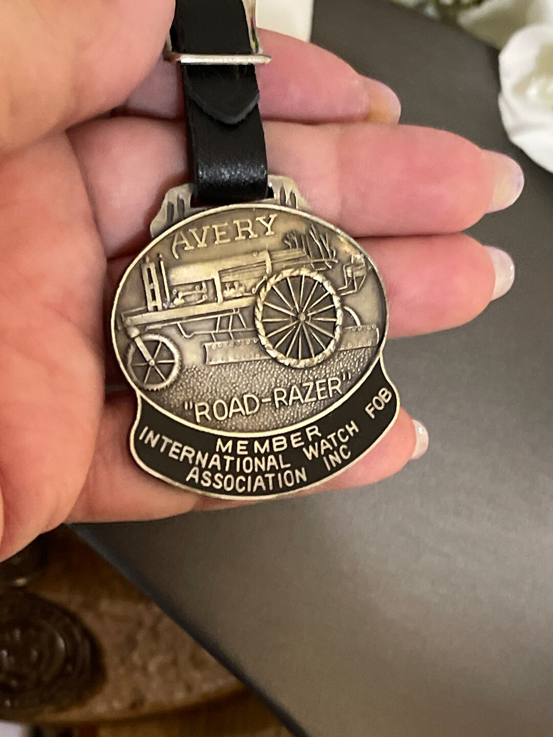 1981 AVERY Road Razer Grader IWFAI International Watch Fob Association ...