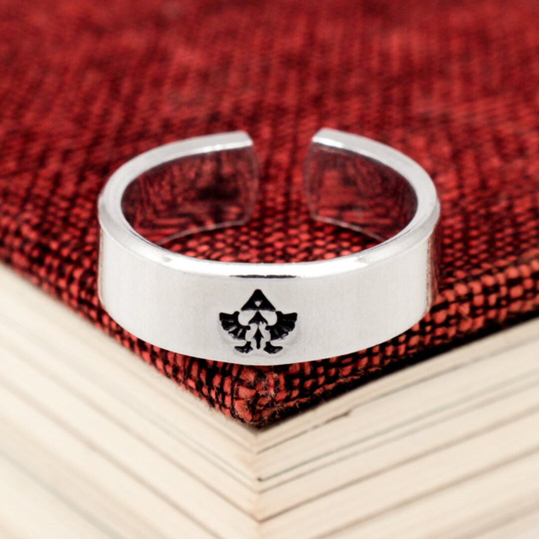 Triforce Eagle Ring, Retro Video Games, Gamer Gift, Gifts for Gamers ...