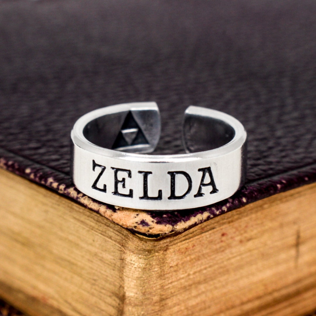Zelda Ring, Retro Video Games, Gamer Gift, Gifts for Gamers, Triforce ...