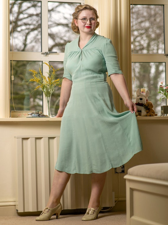 Green Forties Crepe Dress - 1940s Style Authentic Vin… - Gem