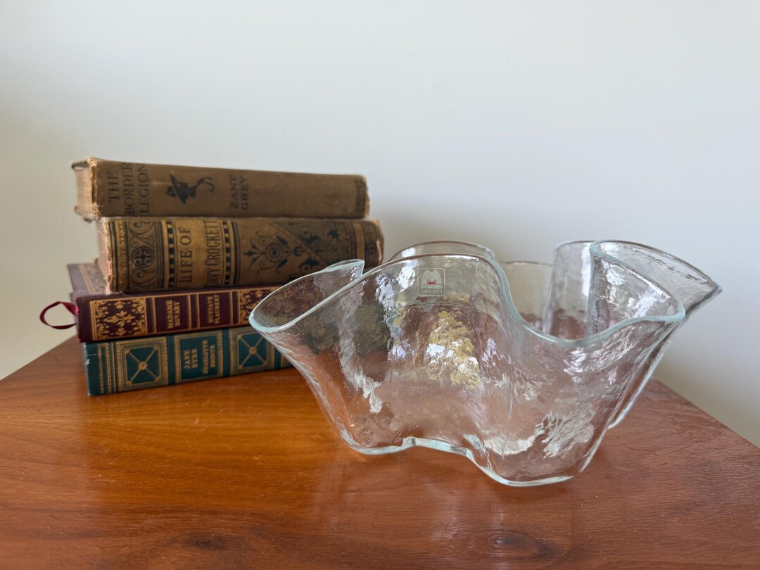 Vintage Wavy Muurla Glass Bowl From Finland - Etsy