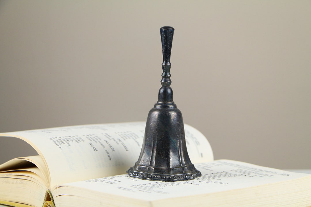 Vintage Silver Plated Bell by Avon / Dinner Bell / Christmas Bell - Etsy