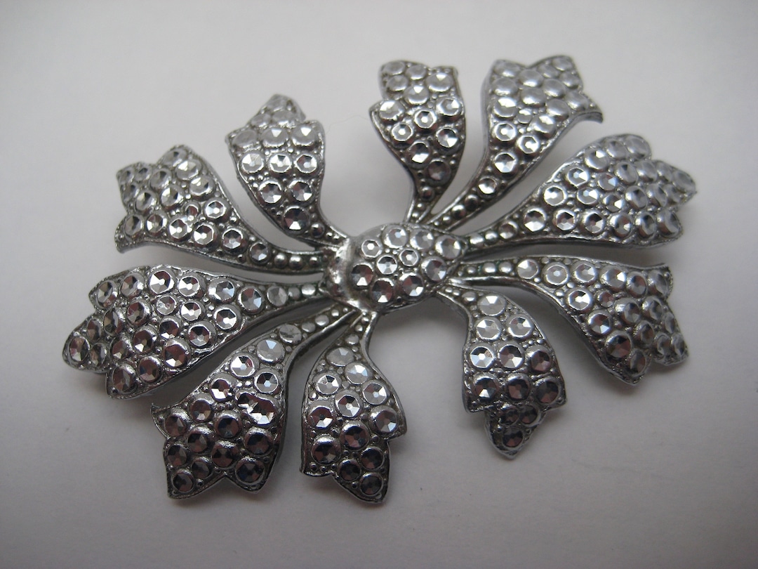 Vintage 1950s Charles Horner Staybrite Brooch - Etsy