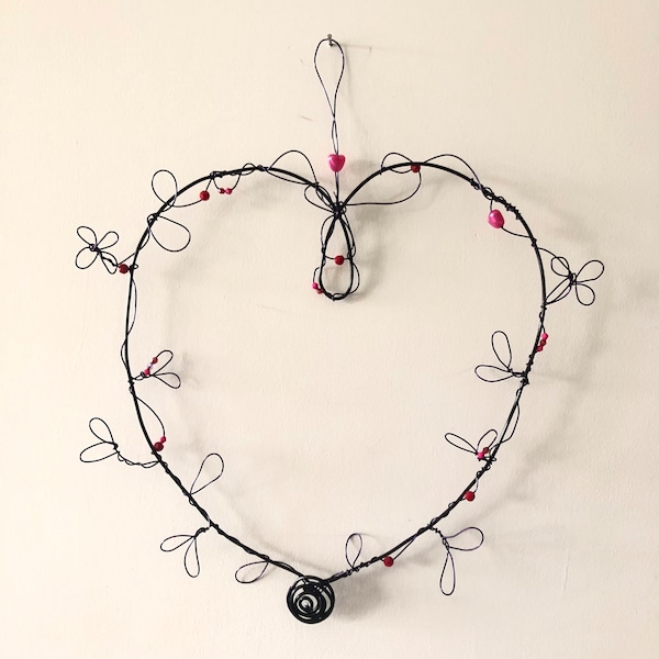 Wire Heart Art - Etsy