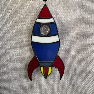 Stained Glass, Rocket Stained Glass, Spaceship, Rocket Suncatcher ...