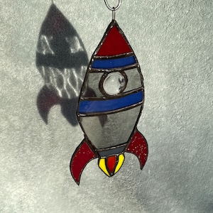 Stained Glass, Rocket Stained Glass, Spaceship, Rocket Suncatcher ...