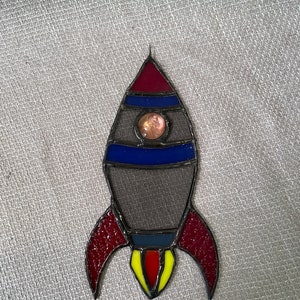 Stained Glass, Rocket Stained Glass, Spaceship, Rocket Suncatcher ...