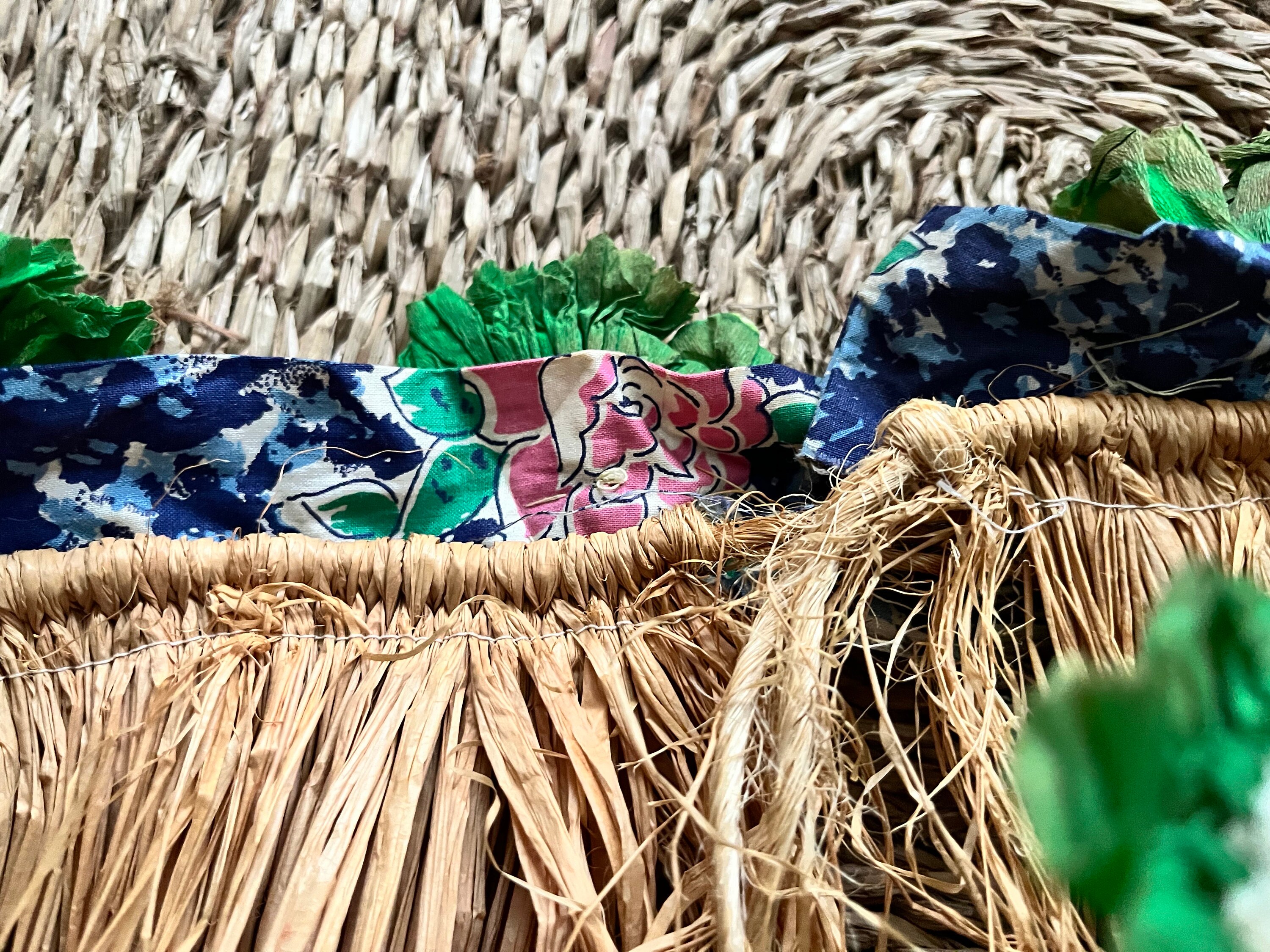 Vintage 40's/50's Hawaiian Straw Hula Skirt and Paper Lei - Etsy