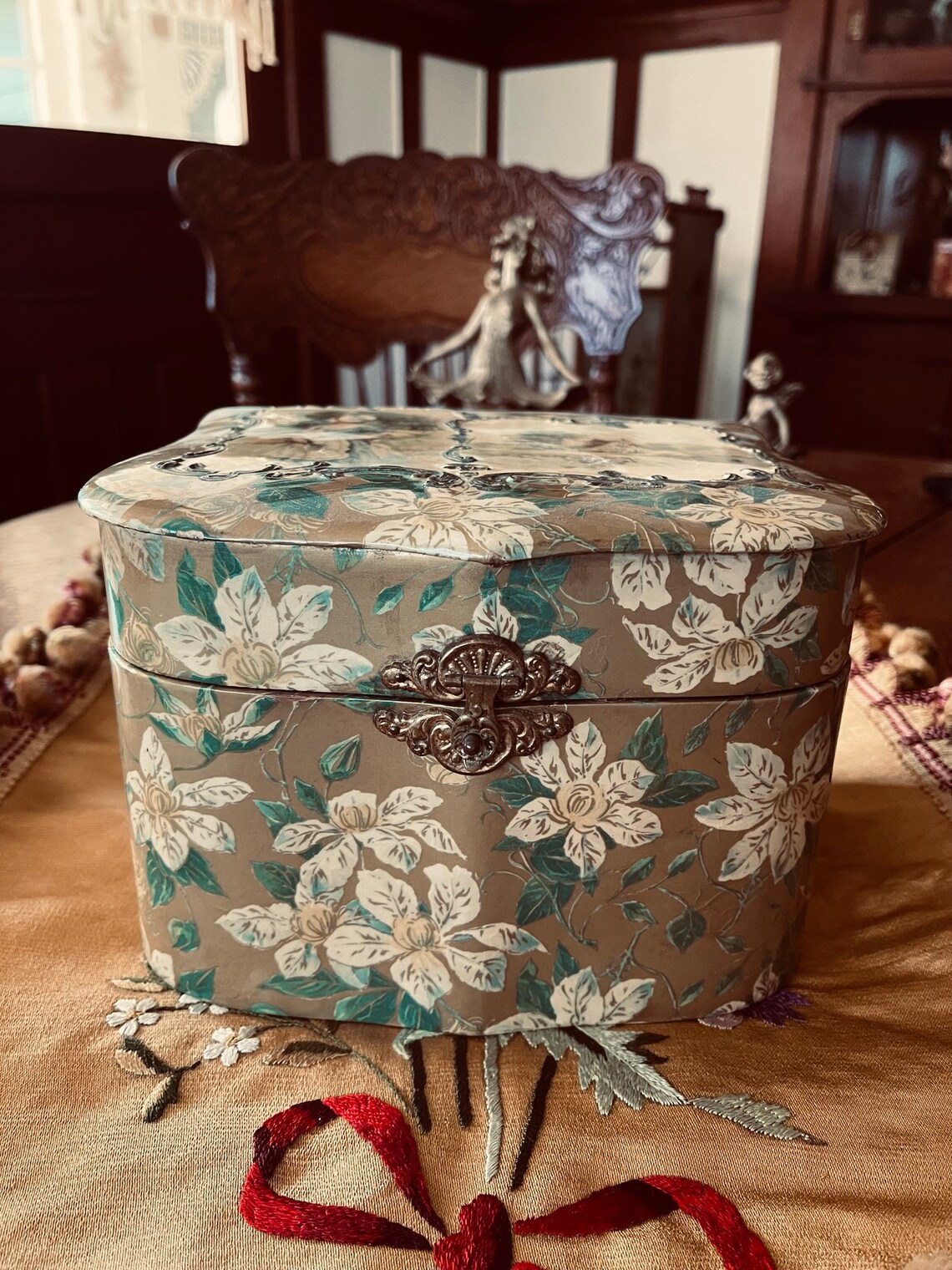 Antique Victorian 1900s Celluloid Collar Box With Maiden Holding ...