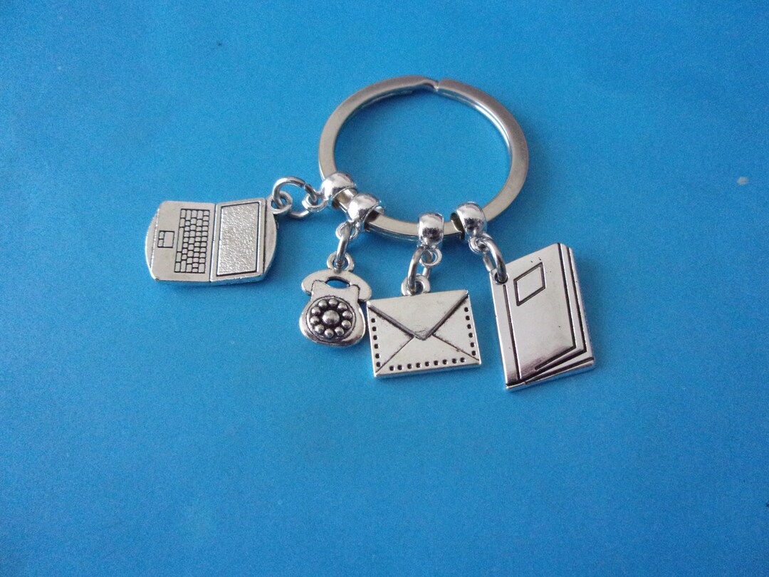 Secretary Keychain Administrative Assistant Keyring Office Receptionist ...