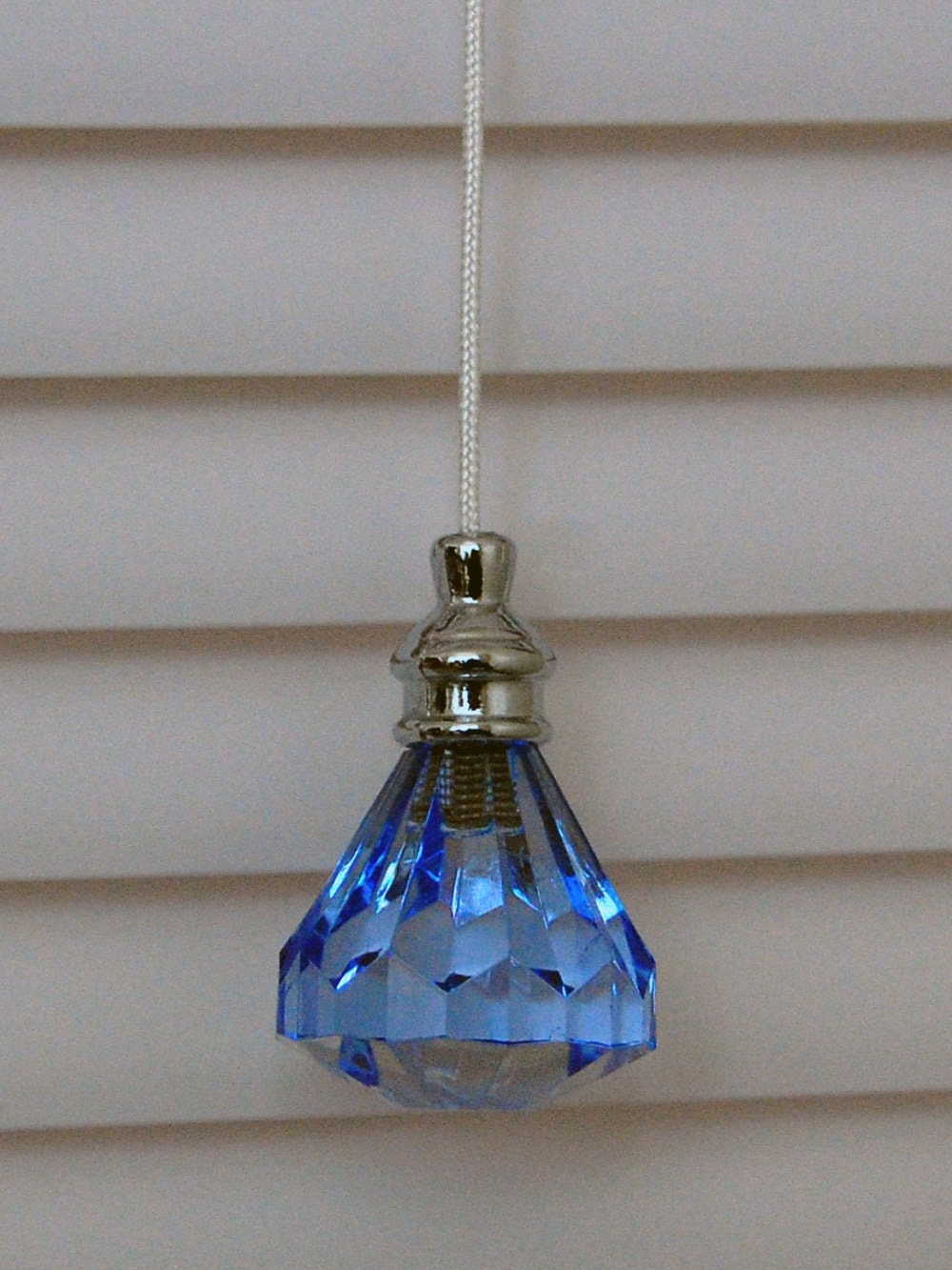 Set of 2 Acrylic Crystal Diamond Window Blinds Shade Pulls | Etsy