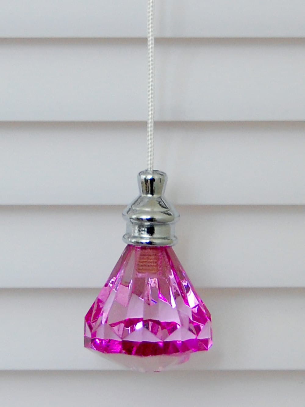 Set of 2 Acrylic Crystal Diamond Window Blinds Shade Pulls | Etsy