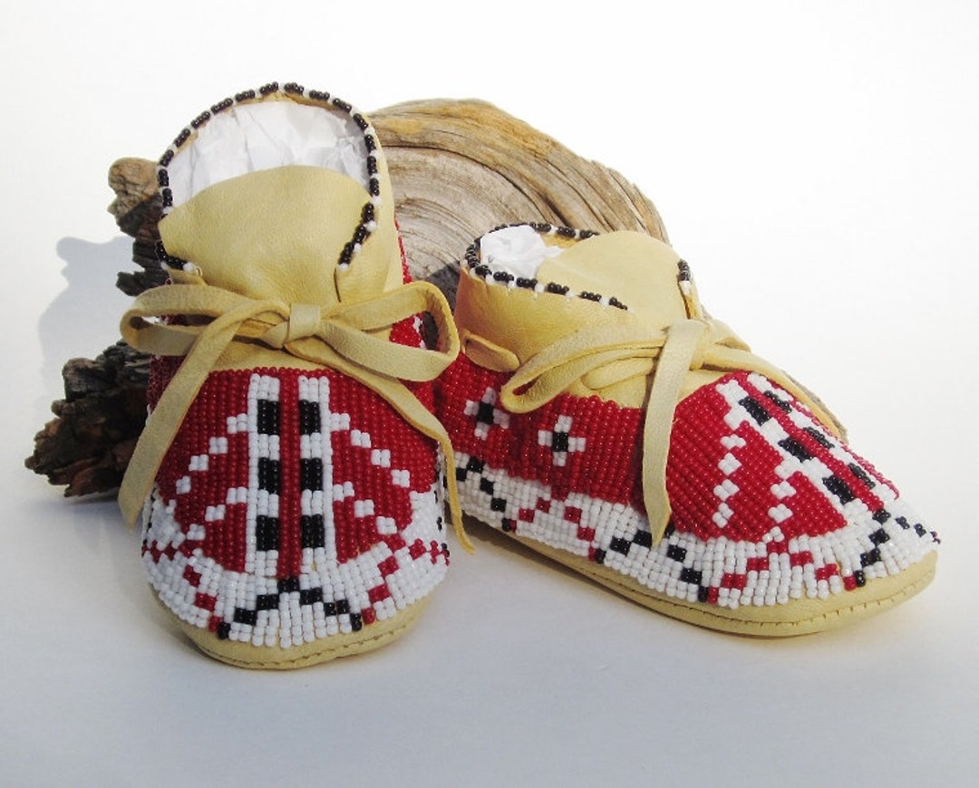 Heirloom Beaded Baby Gift in Red, White & Black, Native American Made ...