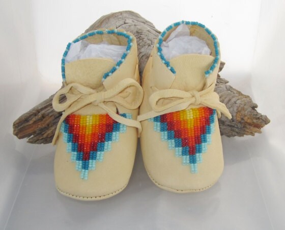 Boho baby shoes in the Native American style of beaded infant | Etsy