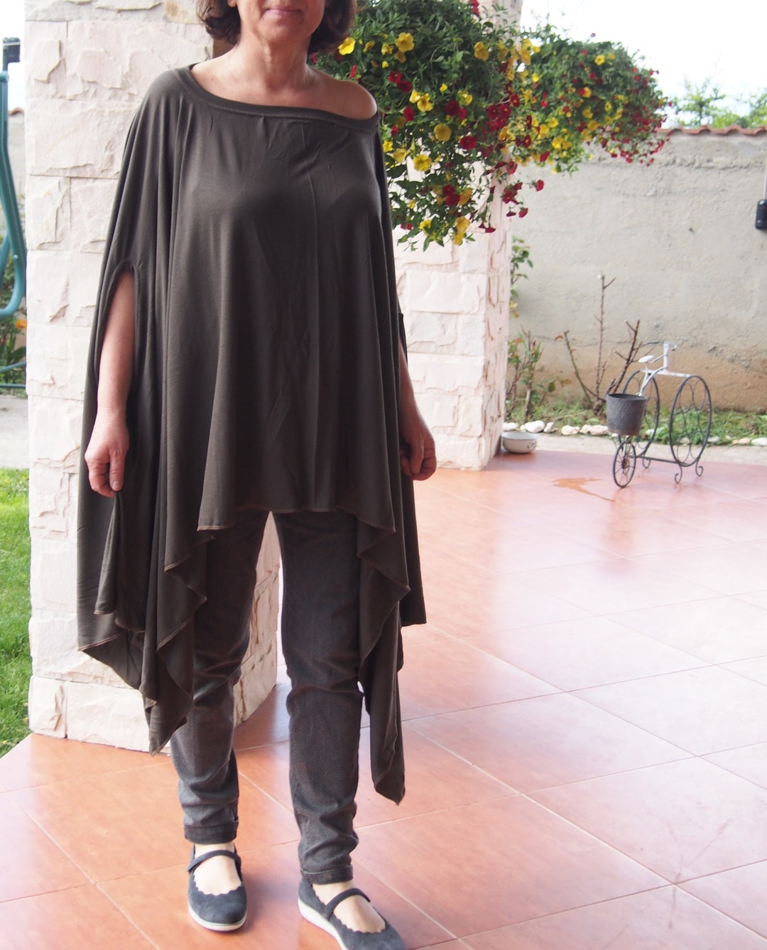 Brown Asymmetric Over-sized Tunic Short Sleeve Jersey Tunic Top & Nara ...