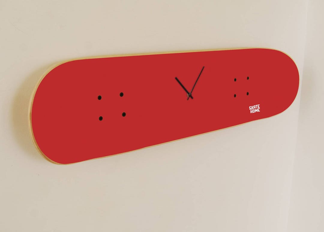Skateboard Clock, Gift Idea for Skaters Perfect for Bedroom or Office ...