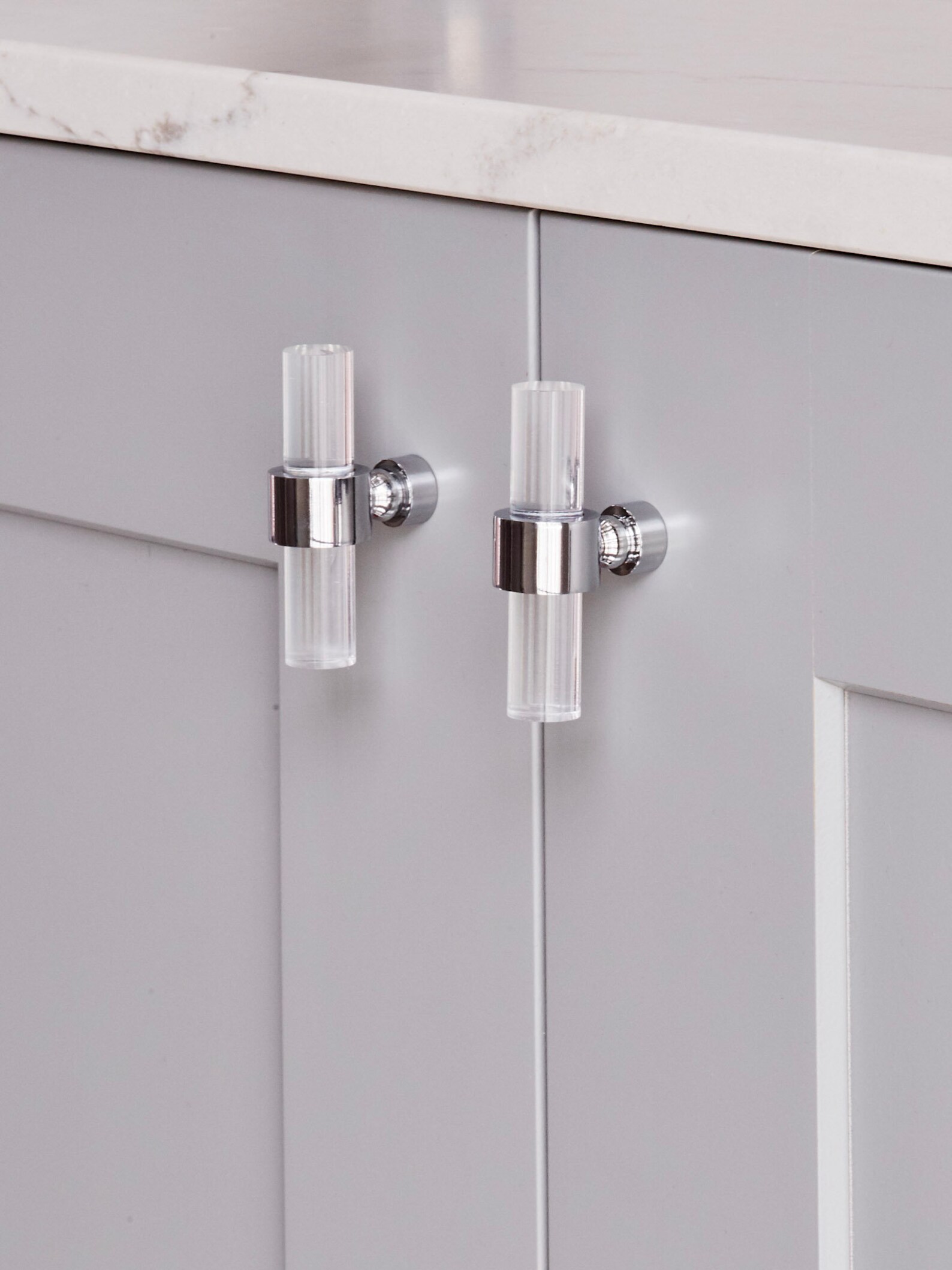 Lucite Drawer Pull Crown Post 1/2 in DIA chrome / Nickel Lucite Drawer ...