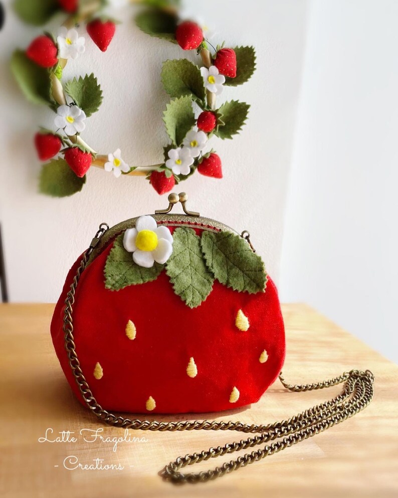 Strawberry Bag Kisslock Velvet & Felt Hand Embroidered - Etsy