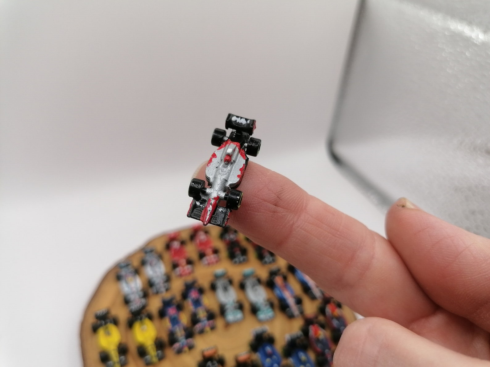 Miniature FORMULA 1, 1.10 " (28mm) Game Custom TOKEN Assortmen Pieces ...