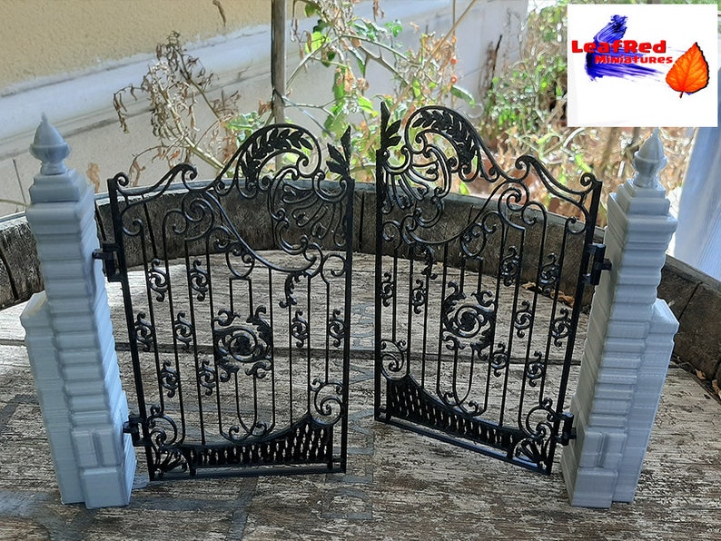 FENCE GATE With Pillar, Iron Simile. Plastic Pla Made. Decorative ...