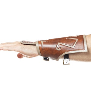 The Legend of Zelda: Tears of the Kingdom Leather Sword Arm Bracer - Etsy