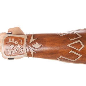 The Legend of Zelda: Tears of the Kingdom Leather Sword Arm Bracer - Etsy
