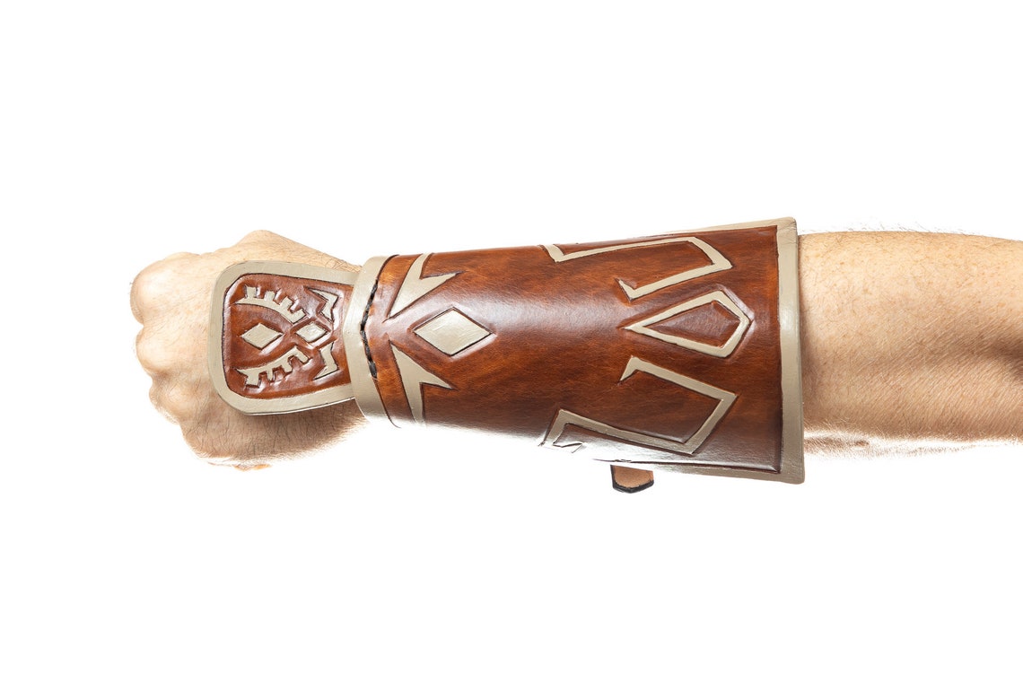 The Legend of Zelda: Tears of the Kingdom Leather Sword Arm Bracer - Etsy