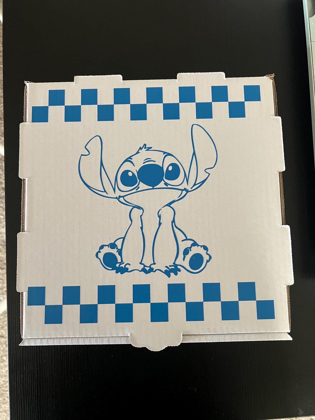 S T I T C H Pizza Box Pizza Party Kilo and Stitch Party Pizza Party ...
