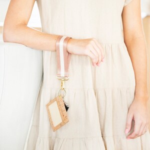 Key Ring & ID Card Holder, Keychain Wallet for Women, Wristlet Wallet ...