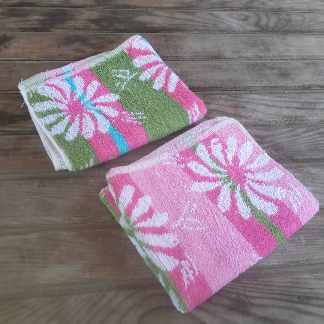 Kitchen Towel Pink and Green /kitchen Towel Square Floral - Etsy