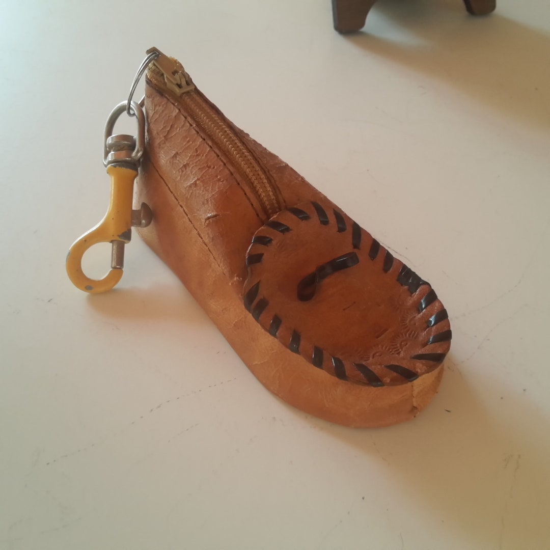 Shoe Key Holder Handmade in Leather Quatemalian - Etsy