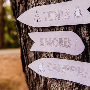 Camping / Camp Arrow Signs for a Camping Party / Design / DIY | Etsy