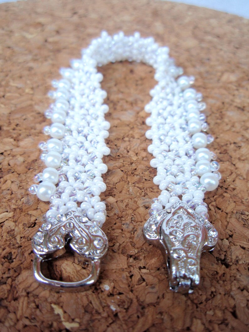 Old White Set Beading TUTORIAL | Etsy