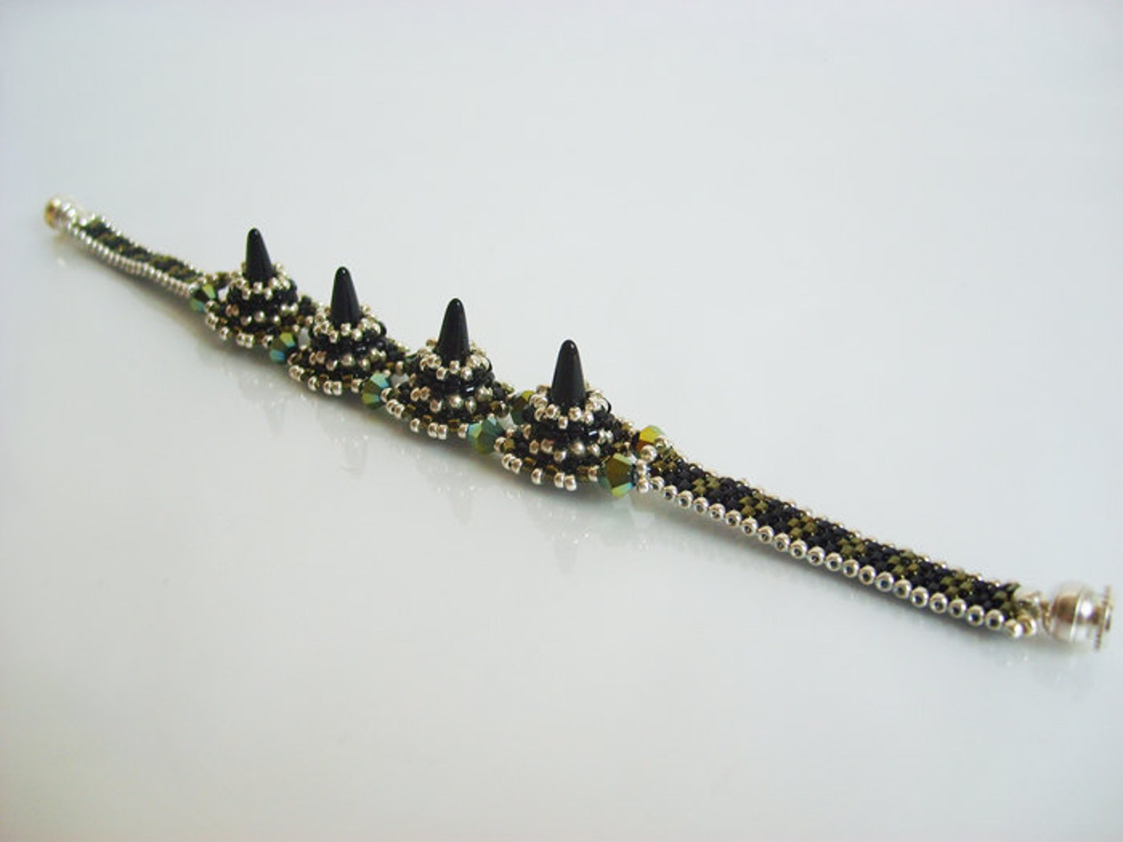 Spike bracelet beading TUTORIAL | Etsy