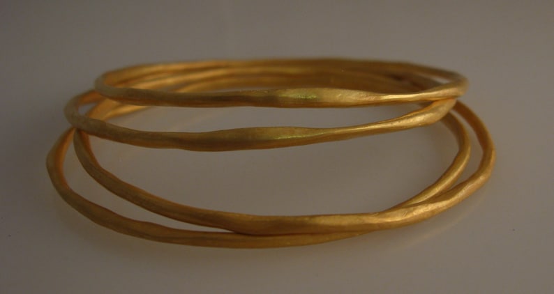 22K Solid Gold Round Bangle - Etsy