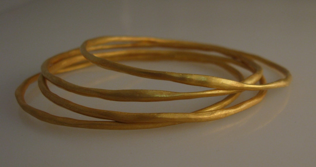22K Solid Gold Round Bangle - Etsy