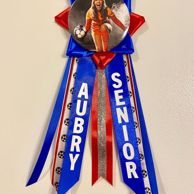 Brag Button for Senior - Etsy